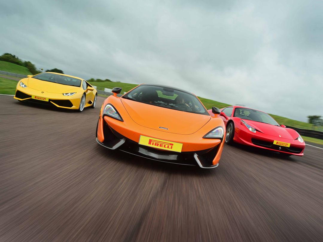 Supercar Driving Experiences at UK's Fastest Track