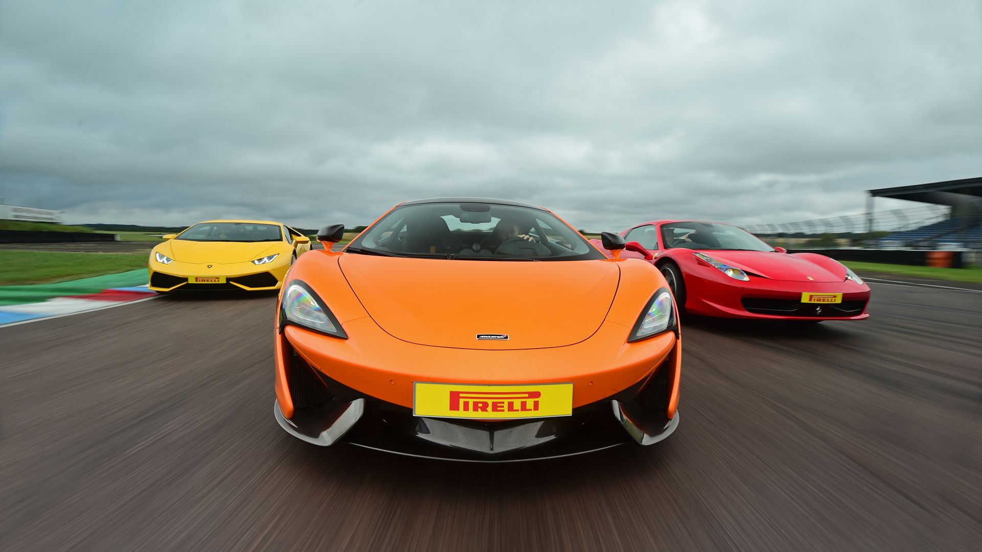 Circuit Driving Experiences - Thruxton Circuit