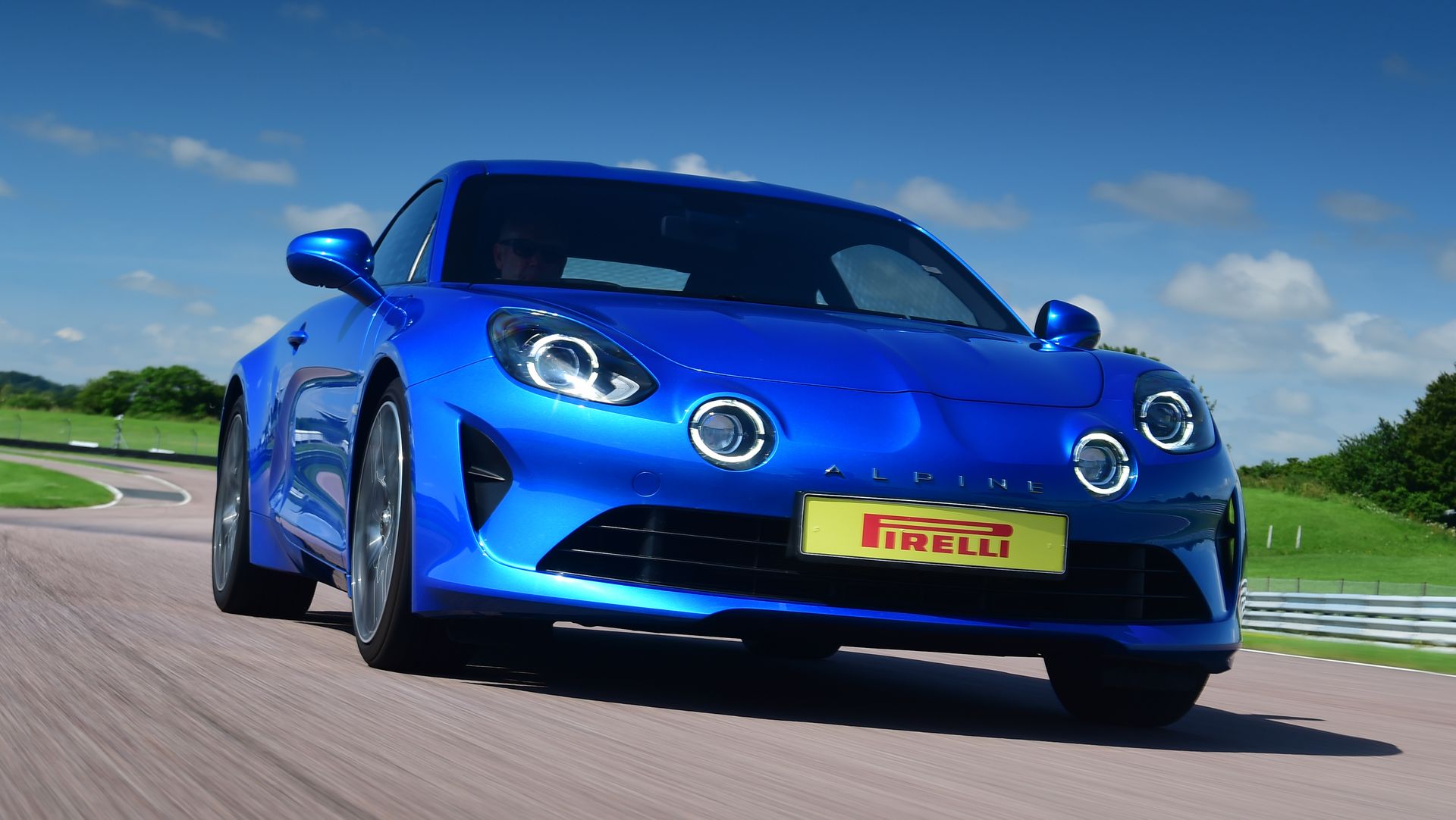 Racing Addict Driving Experience - Thruxton Circuit