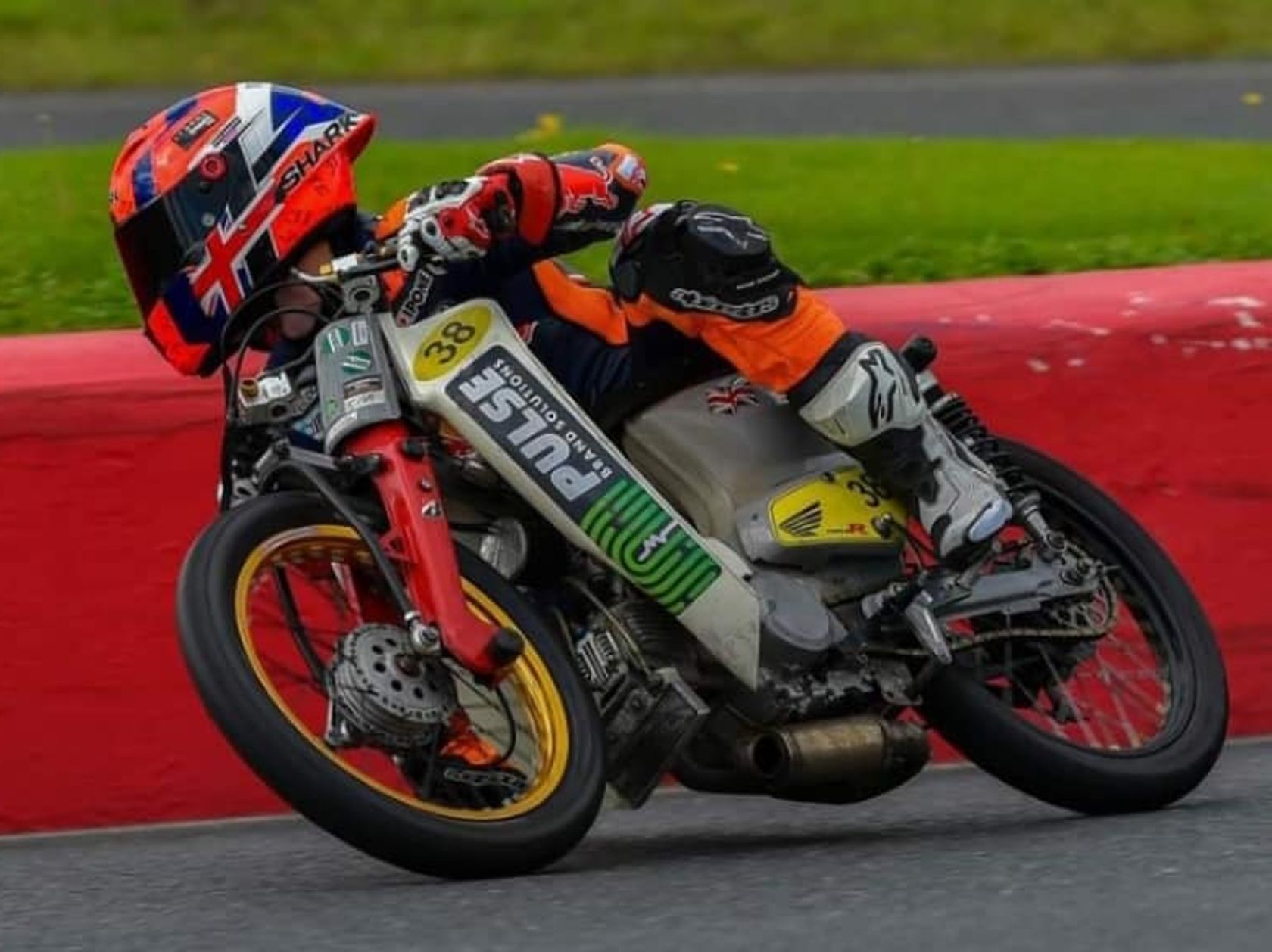 Where to Stay - Pembrey Circuit